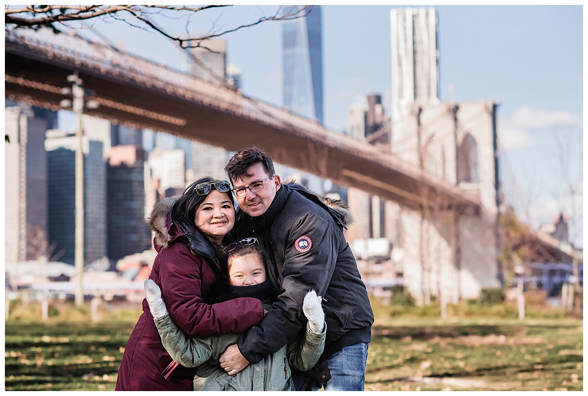 An Easy Going Family Session at Brooklyn Bridge Park